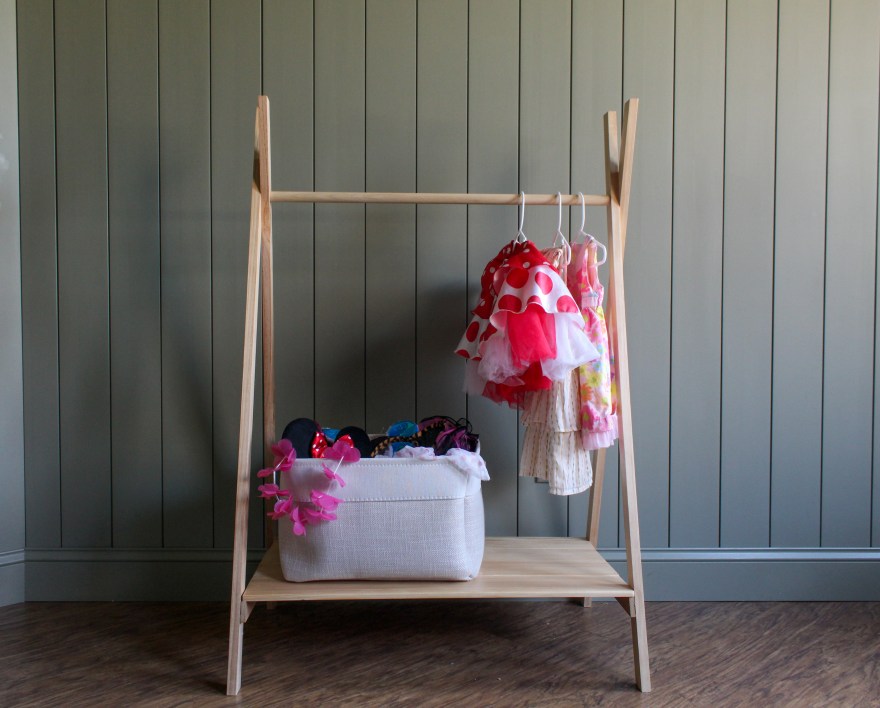 DIY Clothing Rack for Kids – simplify the chaos