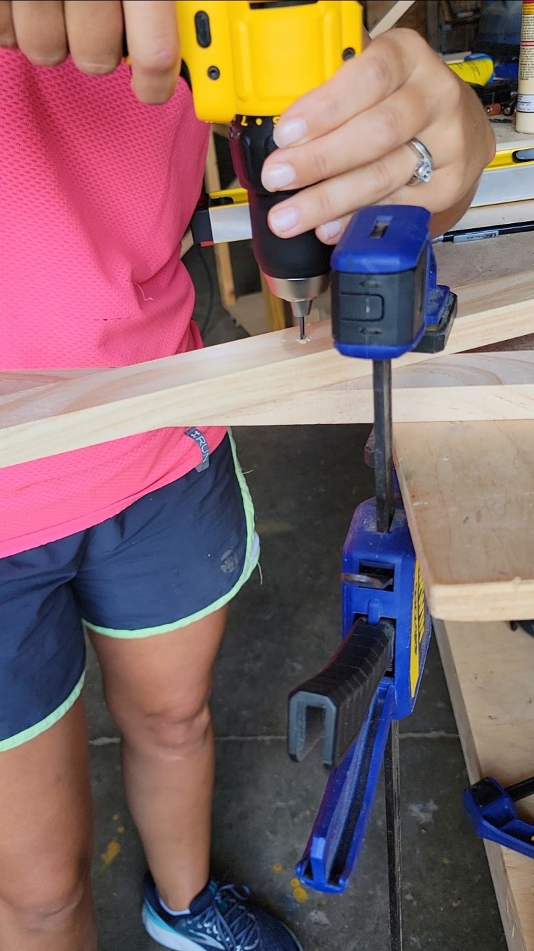 DIY Clothing Rack for Kids – simplify the chaos